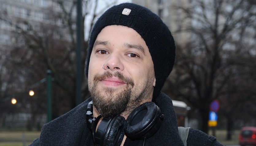 Piróg: Biblia to tylko książka - pomponik.pl