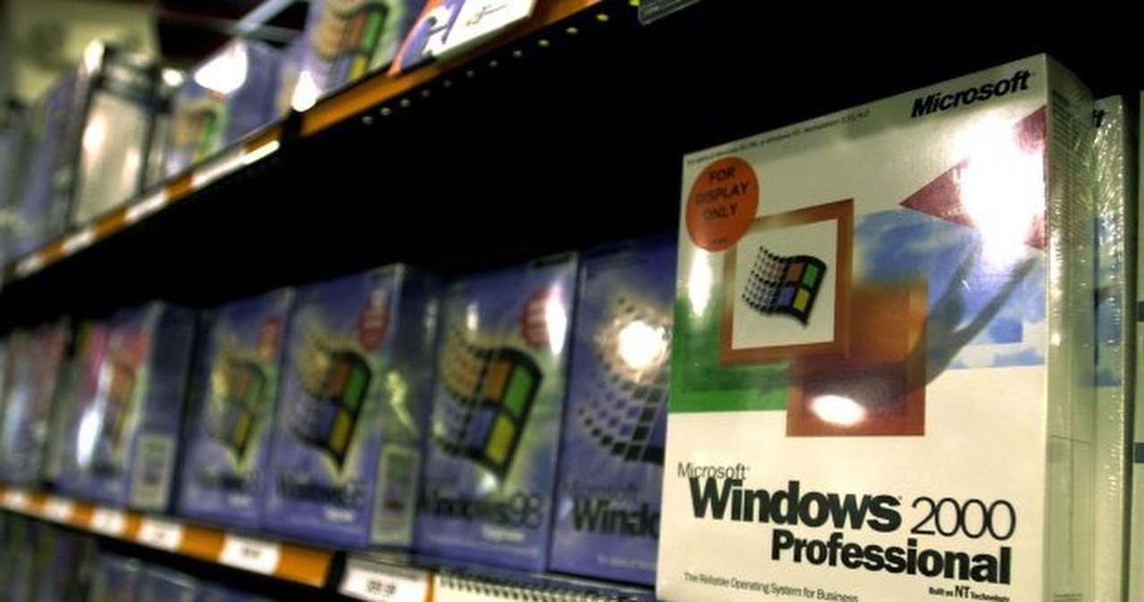 Windows 2000 pod ostrzałem - GeekWeek w INTERIA.PL