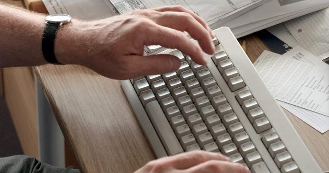 CDF - nowy format interaktywnych dokumentów - GeekWeek w INTERIA.PL