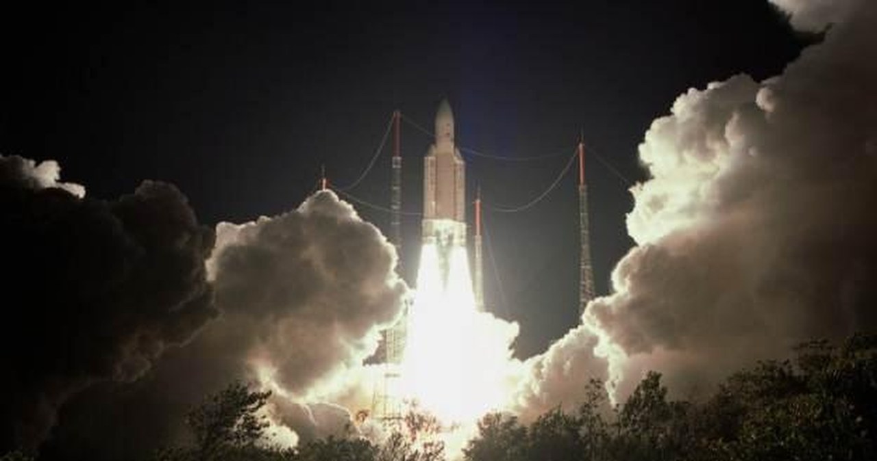 Awaria kanadyjskiego satelity Anik F2 - GeekWeek w INTERIA.PL