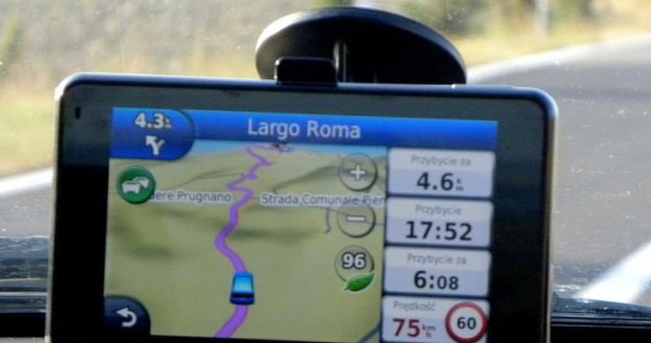 Garmin nuvi 3790T - do celu ze stylem - GeekWeek w INTERIA.PL