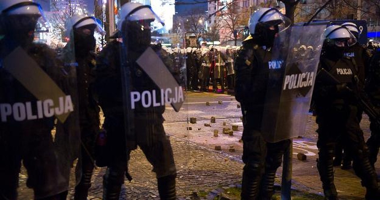 Raport HFPC o zajściach 11 listopada w stolicy - Wydarzenia w INTERIA.PL