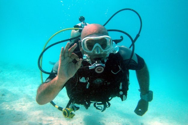 Nurkowie będą sprzątali dno morza - Wydarzenia w INTERIA.PL