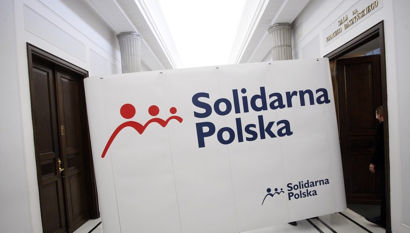 Solidarna Polska oskarża PiS o akcję rozbijacką - Wydarzenia w INTERIA.PL