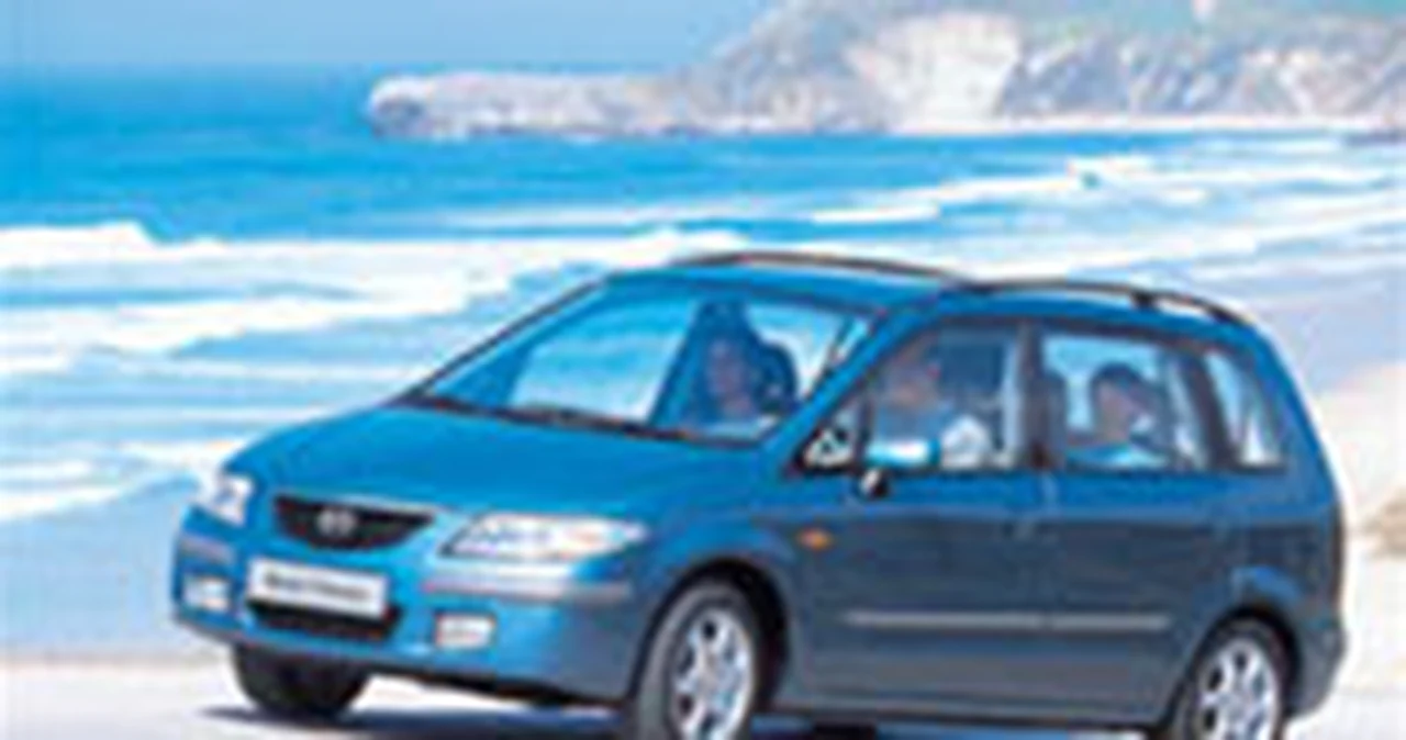 Mazda z 10 schowkami