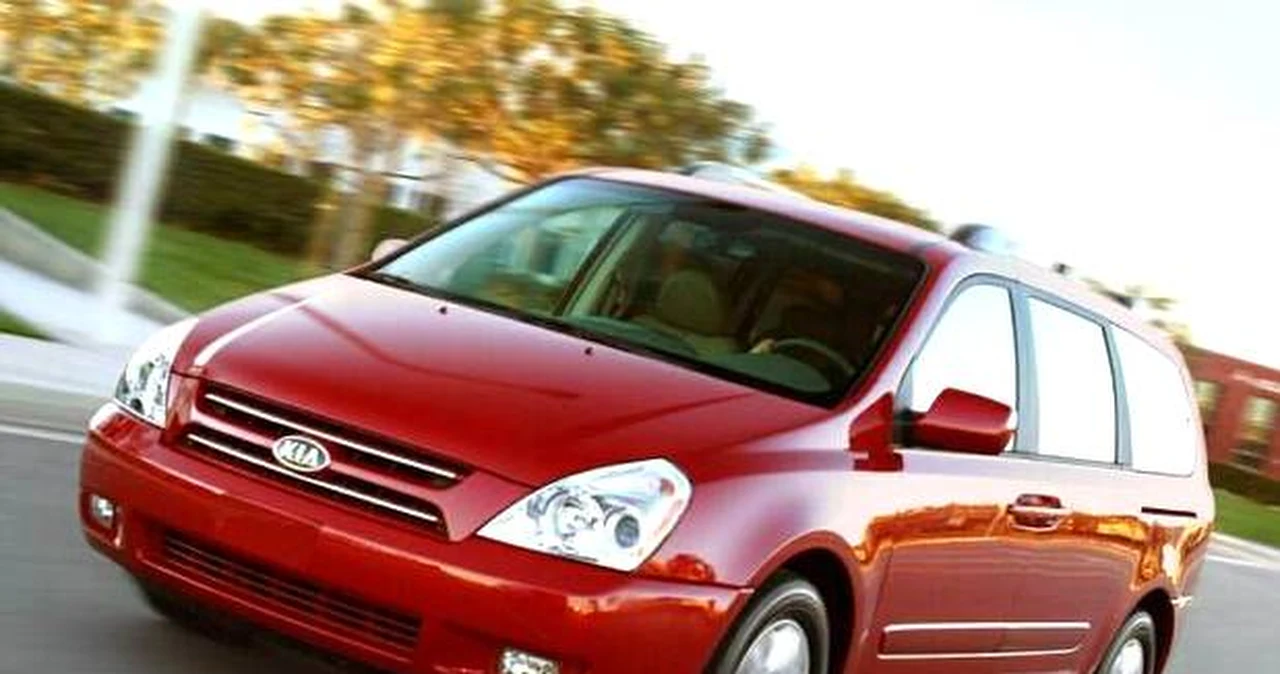 Nowa kia sedona - Motoryzacja w INTERIA.PL