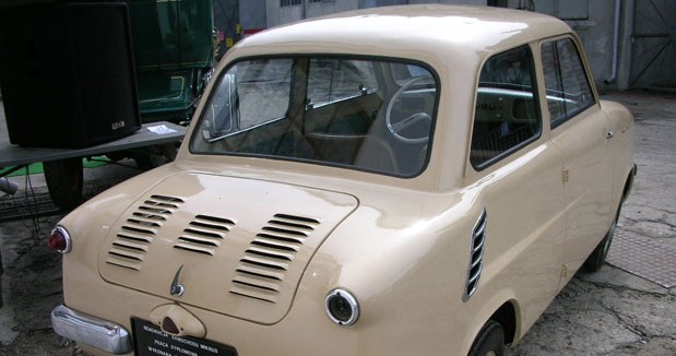 Mikrus i Meduza - Motoryzacja w INTERIA.PL