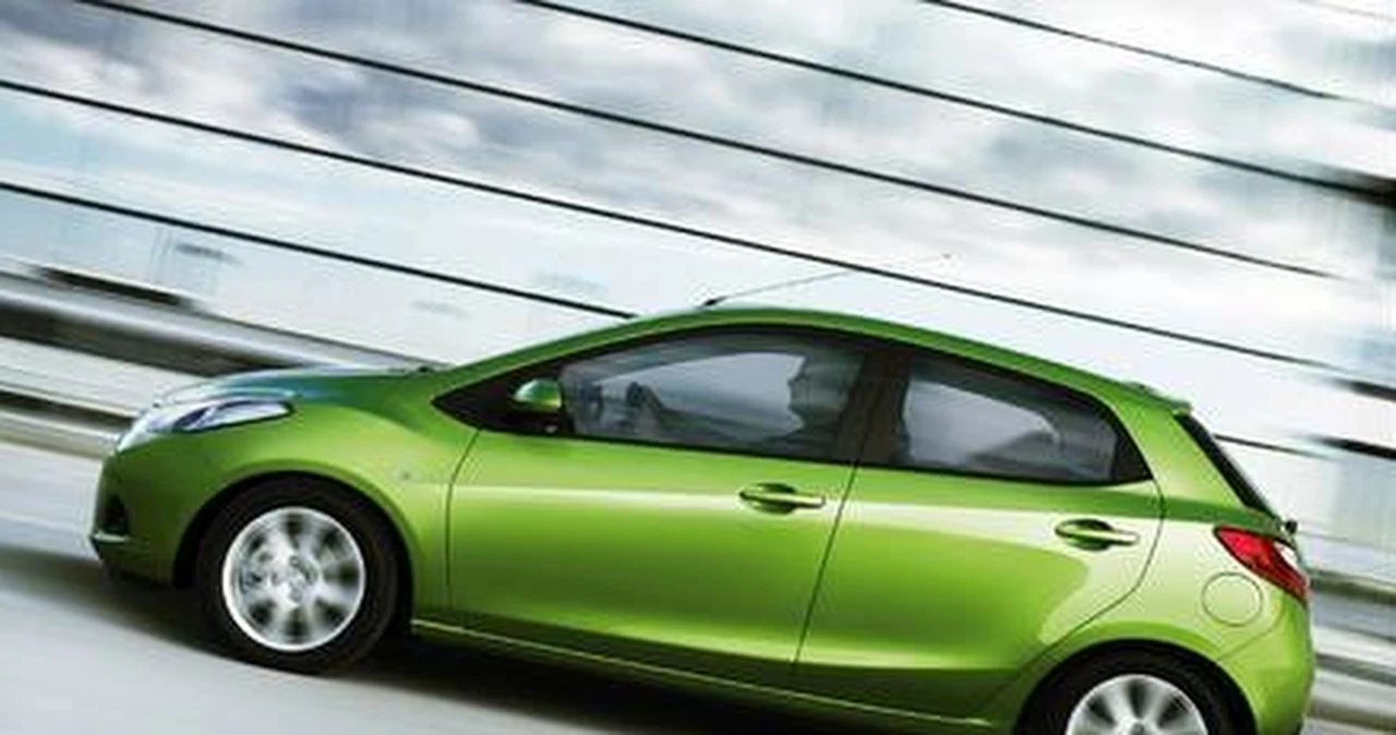 Co to za auto? To "zoom-zoom" - Motoryzacja w INTERIA.PL