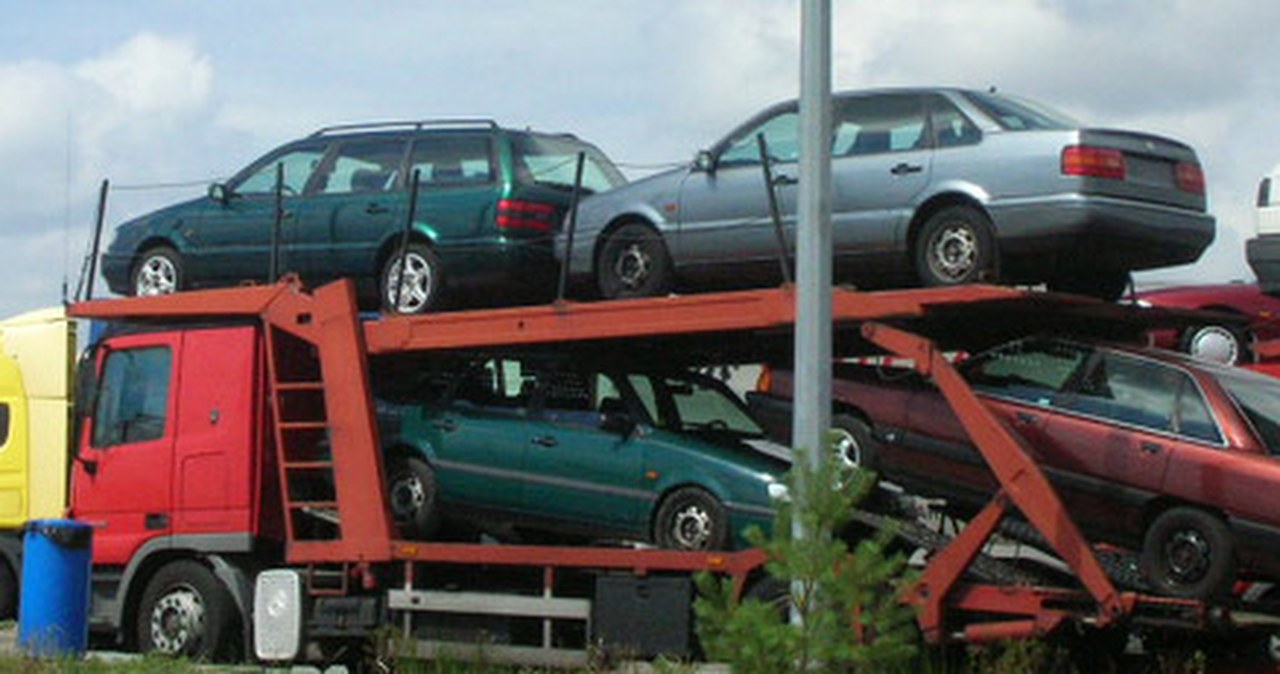 Tanie auta, bardzo duże problemy - Motoryzacja w INTERIA.PL