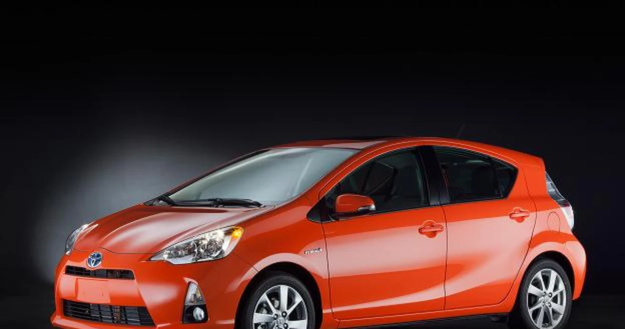 Toyota aqua, czyli kolejny model z rodziny priusa - Motoryzacja w ...