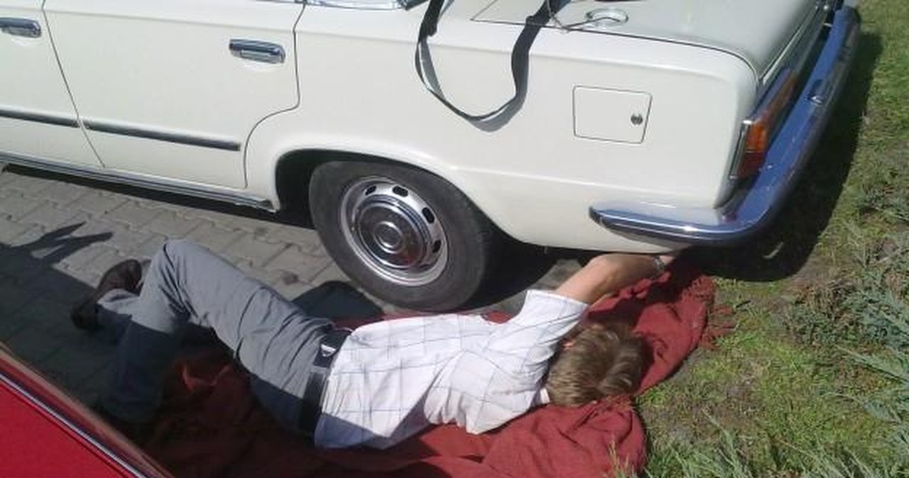 Naprawiasz samochód sam, na krawężniku? - Motoryzacja w INTERIA.PL