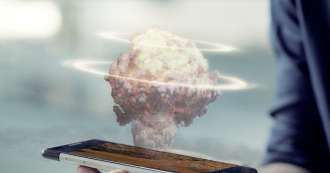 Takee 1 - "pierwszy na świecie holograficzny smartfon" - GeekWeek w ...