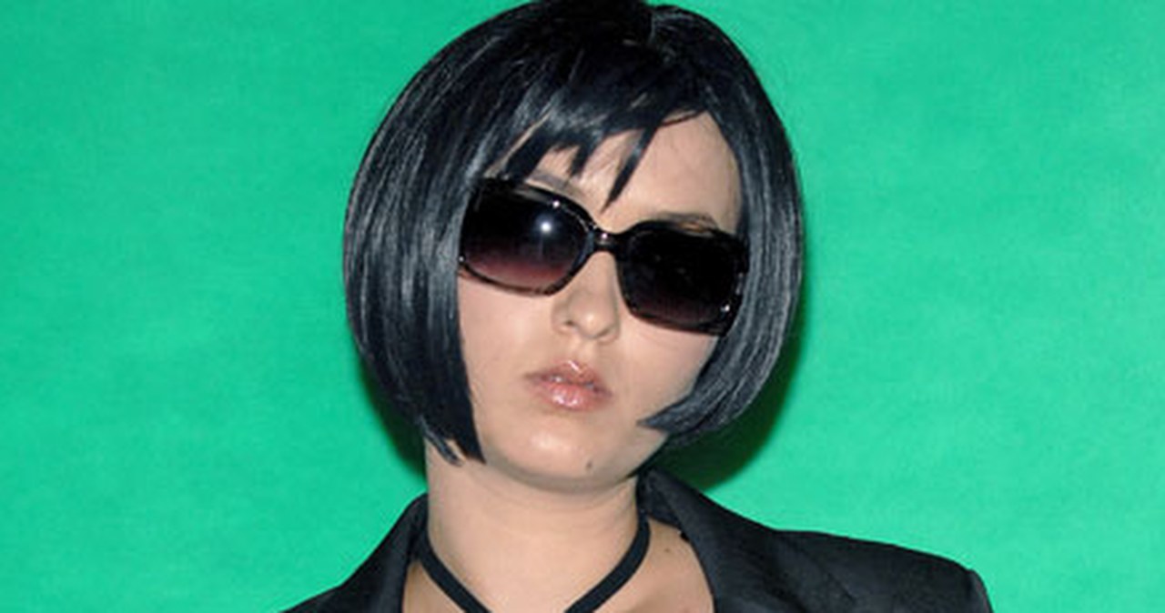 Sara May nie ma urody i manier - Muzyka w INTERIA.PL