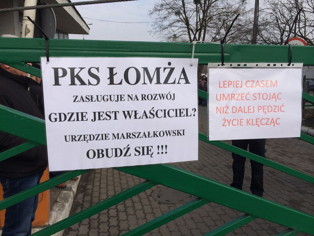 Strajk w PKS Łomża. Pracownicy chcą odwołania prezesa - RMF 24