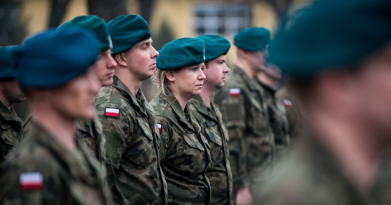 "Rz": Palikot wzywa do bojkotu wojska. To przestępstwo - Wydarzenia w INTERIA.PL