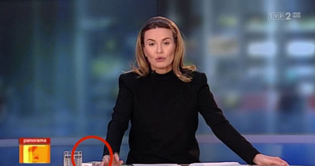 Wpadka Hanny Lis. Z papierosami w Wpadka Hanny Lis. Z papierosami w