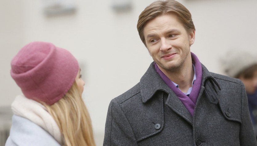 Adam Adamonis: Zmienił nazwisko po śmierci dziadka - Film w INTERIA.PL