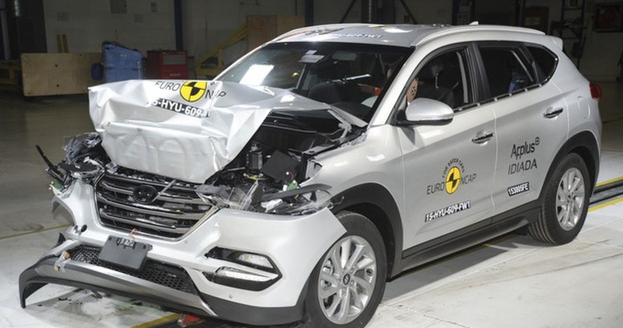 Crash test Tucsona, Karla i MX-5 - Motoryzacja w INTERIA.PL