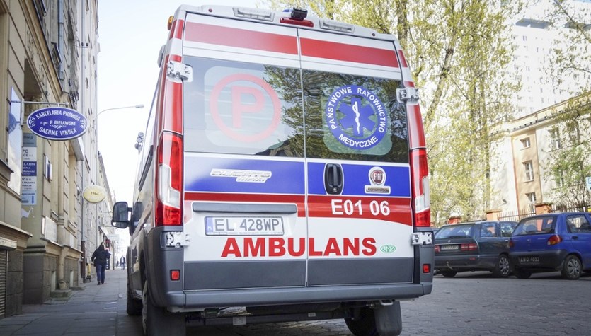 TVN24: Karetka zablokowana przez szlaban. Jest zawiadomienie do ... TVN24: Karetka zablokowana przez szlaban. Jest zawiadomienie do ...