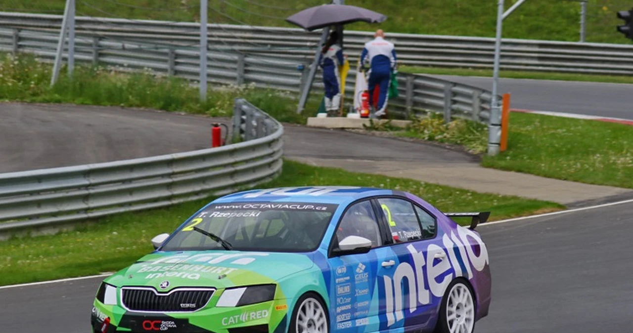 Interia Team na Red Bull Ring: Tomek siódmy, Adam na egzaminie ...
