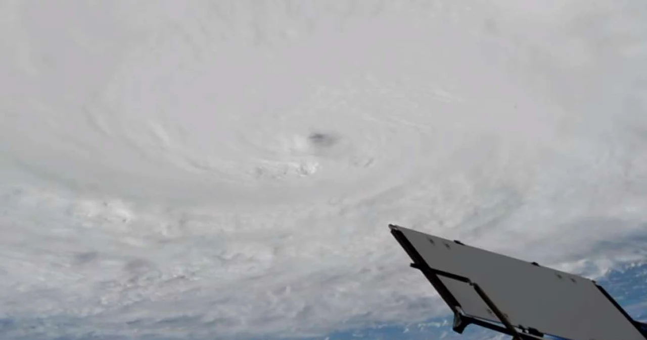 Huragan Matthew z pokładu ISS