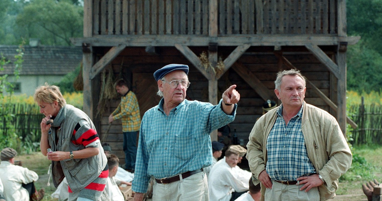 W skansenie filmowym "Soplicowo" powstanie kino pod strzechą im. Wajdy ...