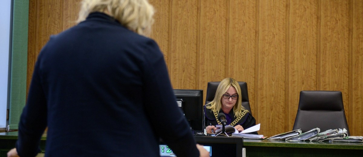 Marzena K. żąda od Warszawy ponad 15 mln zł. Prokuratoria chce ...