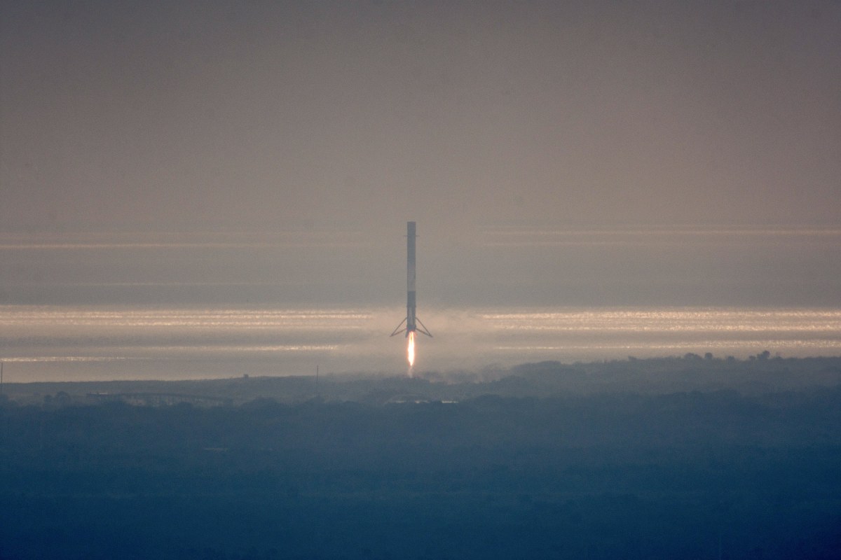 Udany start rakiety Falcon 9 z przylądka Canaveral - RMF 24
