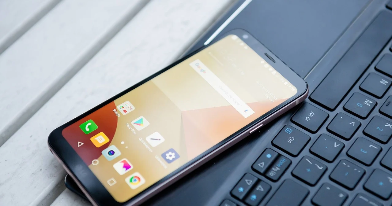 Test LG Q6 - bezramkowy ekran w klasie średniej