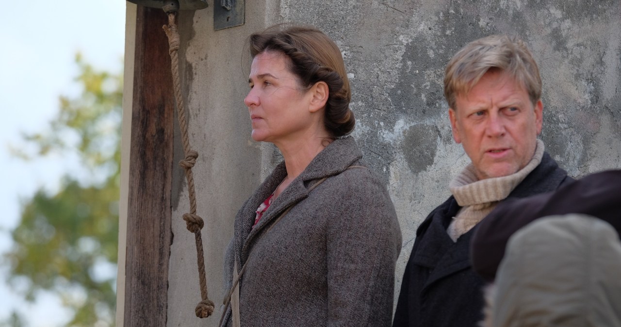 Grażyna Błęcka-Kolska i Jan Jankowski zaprzyjaźnili się na planie "Ułaskawienia" - pomponik.pl