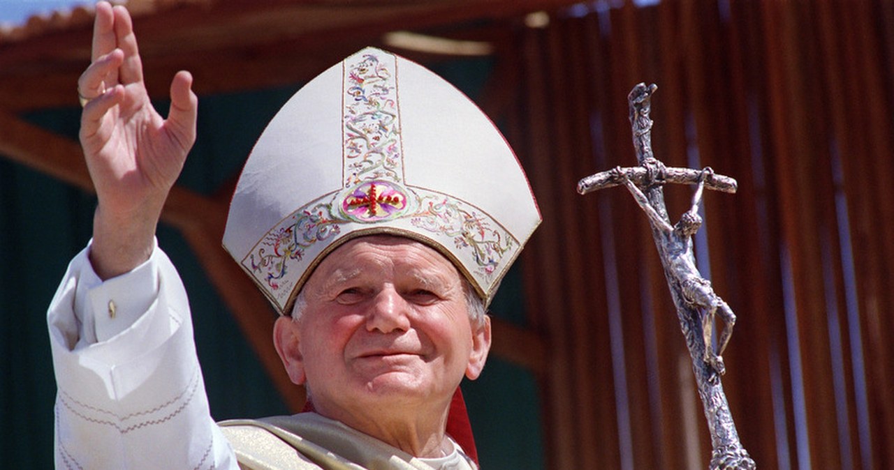 Monety z Janem Pawłem II. Kolekcjonerzy płacą za nie krocie - Biznes w ...