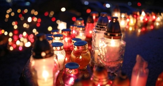 2 listopada - Dzień Zaduszny. Co to za święto? - RMF 24