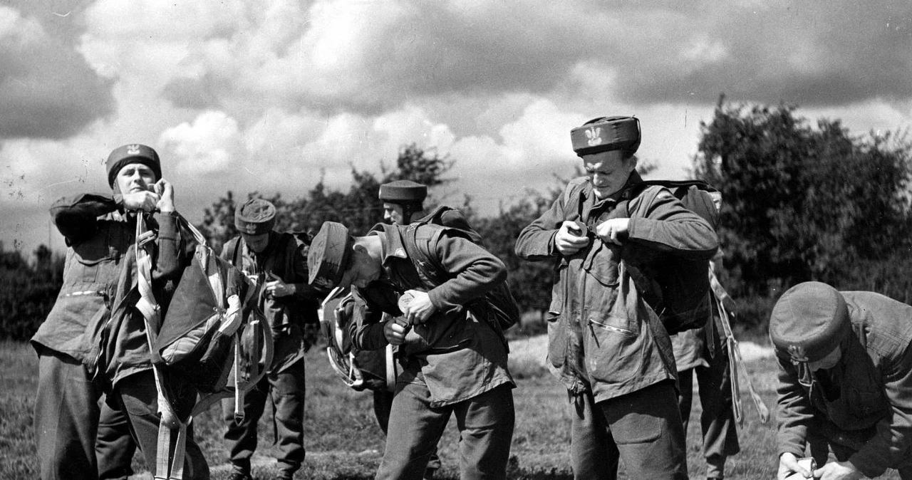 Przetrwali tylko najlepsi. Morderczy trening spadochroniarzy Sosabowskiego - GeekWeek w INTERIA.PL
