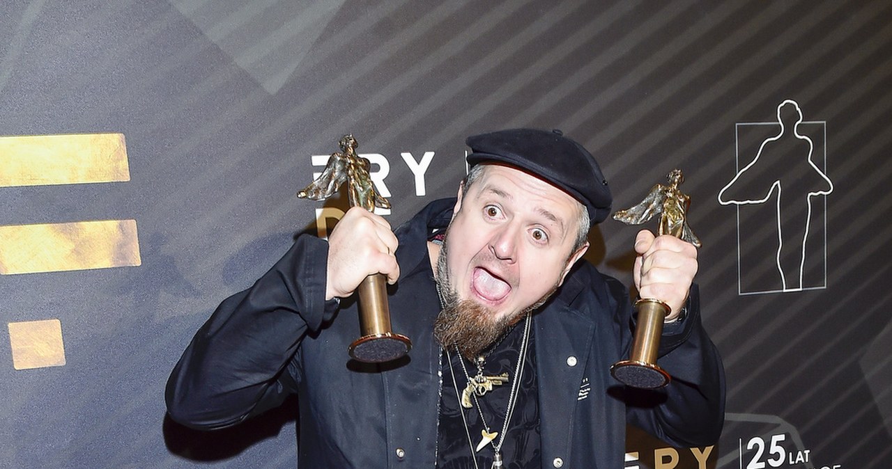 Robert Cichy: Zobacz teledysk "Smack" (Męskie Granie Young) - Muzyka w ...