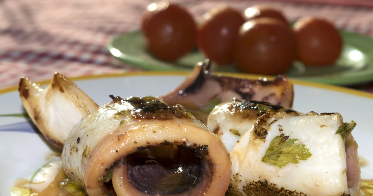 Sos salmoriglio - tak smakuje włoskie lato - Kobieta w INTERIA.PL