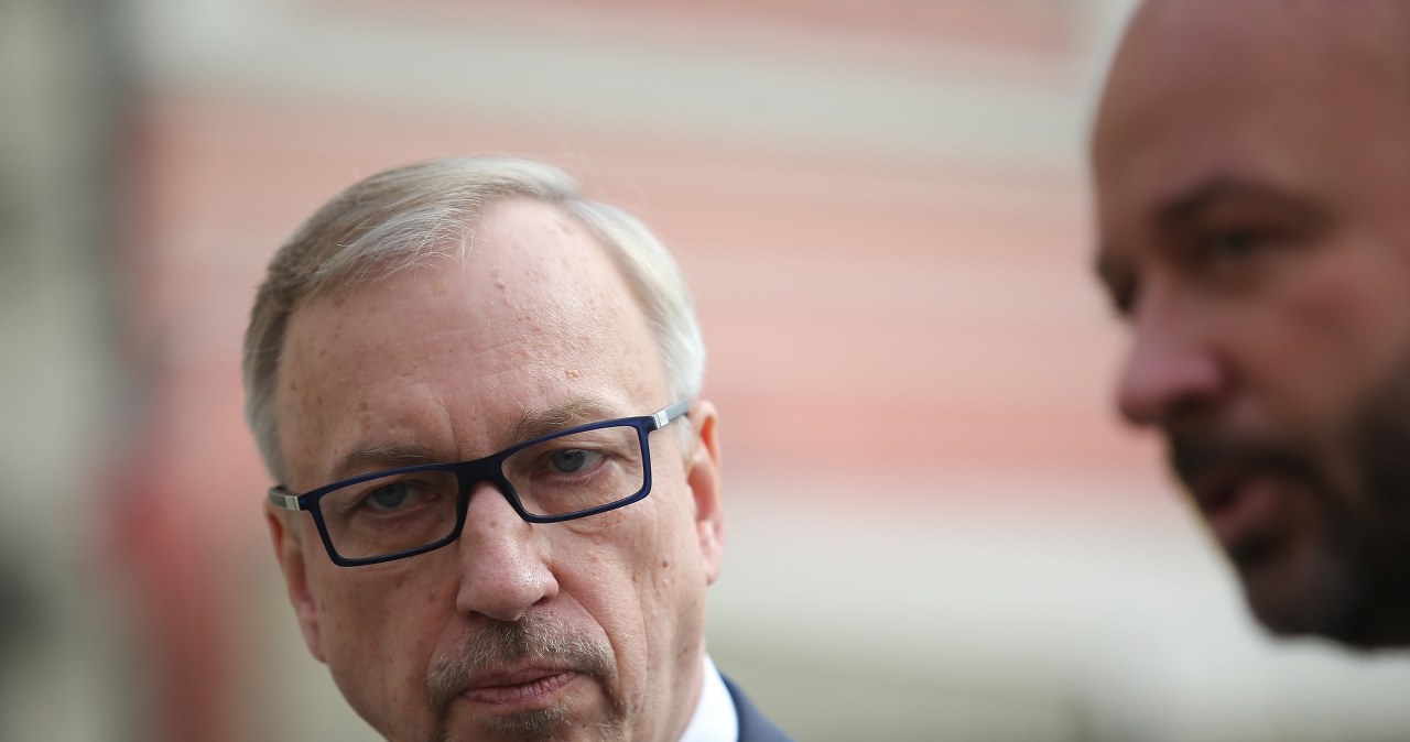 Zdrojewski: Generalnie jestem przeciwnikiem spadochroniarzy na listach ...