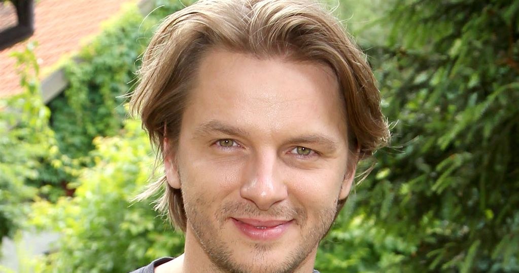 "Przyjaciółki": Adam Adamonis wystąpi w "Tańcu z Gwiazdami" - Świat ...