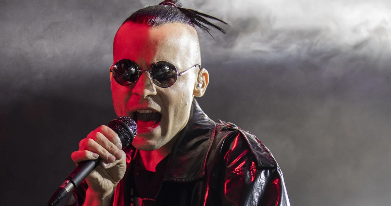 Decadent Fun Club przerabia przebój "Paranoja jest goła" grupy Maanam ...