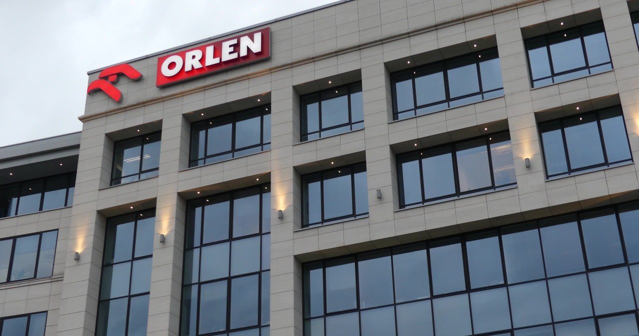 Orlen zawarł umowę kredytową. Kwota robi wrażenie - Biznes w INTERIA.PL
