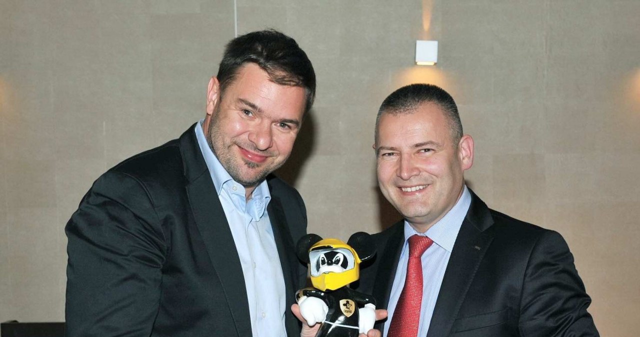 Senator KO Robert Dowhan upomina się o spłatę długu przez Tomasza ...