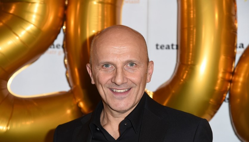 Robert Rozmus: W czasie pandemii spełnia się w roli ojca - Kobieta w ...