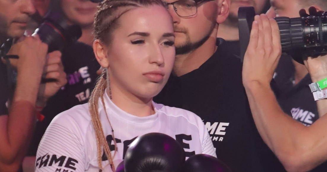 Marta Linkiewicz zgoliła głowę na łyso! Jest nie do poznania! - pomponik.pl