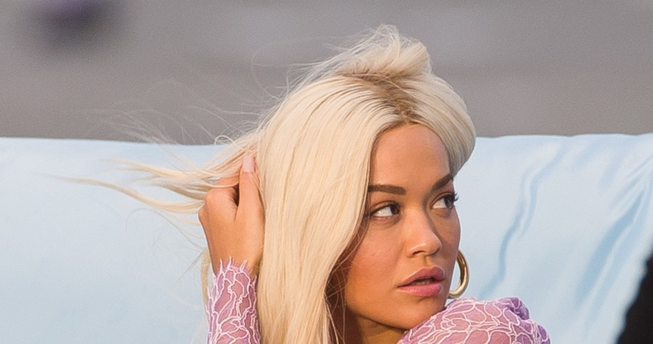 Rita Ora kusi w modnych kostiumach kąpielowych - Styl w INTERIA.PL Rita Ora kusi w modnych kostiumach kąpielowych - Styl w INTERIA.PL