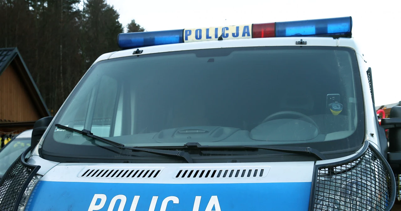 Jelenia Góra: 5-latek uprowadzony sprzed przedszkola. Policja ... Jelenia Góra: 5-latek uprowadzony sprzed przedszkola. Policja ...