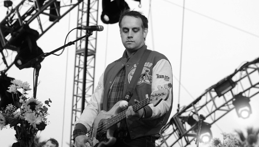 Chet "JR" White nie żyje. Muzyk zespołu Girls miał 40 lat - Muzyka w ...