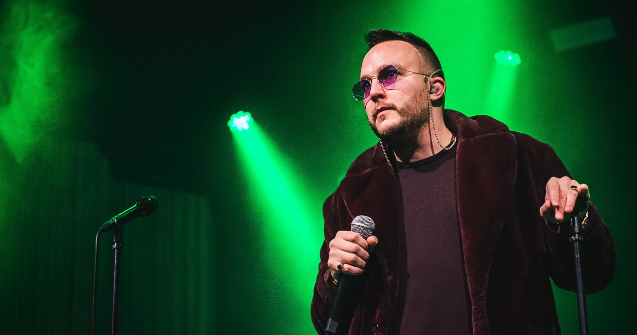 Polscy raperzy solidarni z protestującymi. "Gamonie z PiS-u" - Muzyka w ...