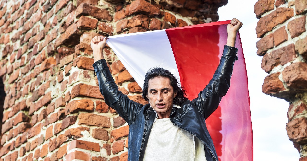 Ivan Komarenko wyjechał z Polski! „Mama przechorowała covid” - pomponik.pl