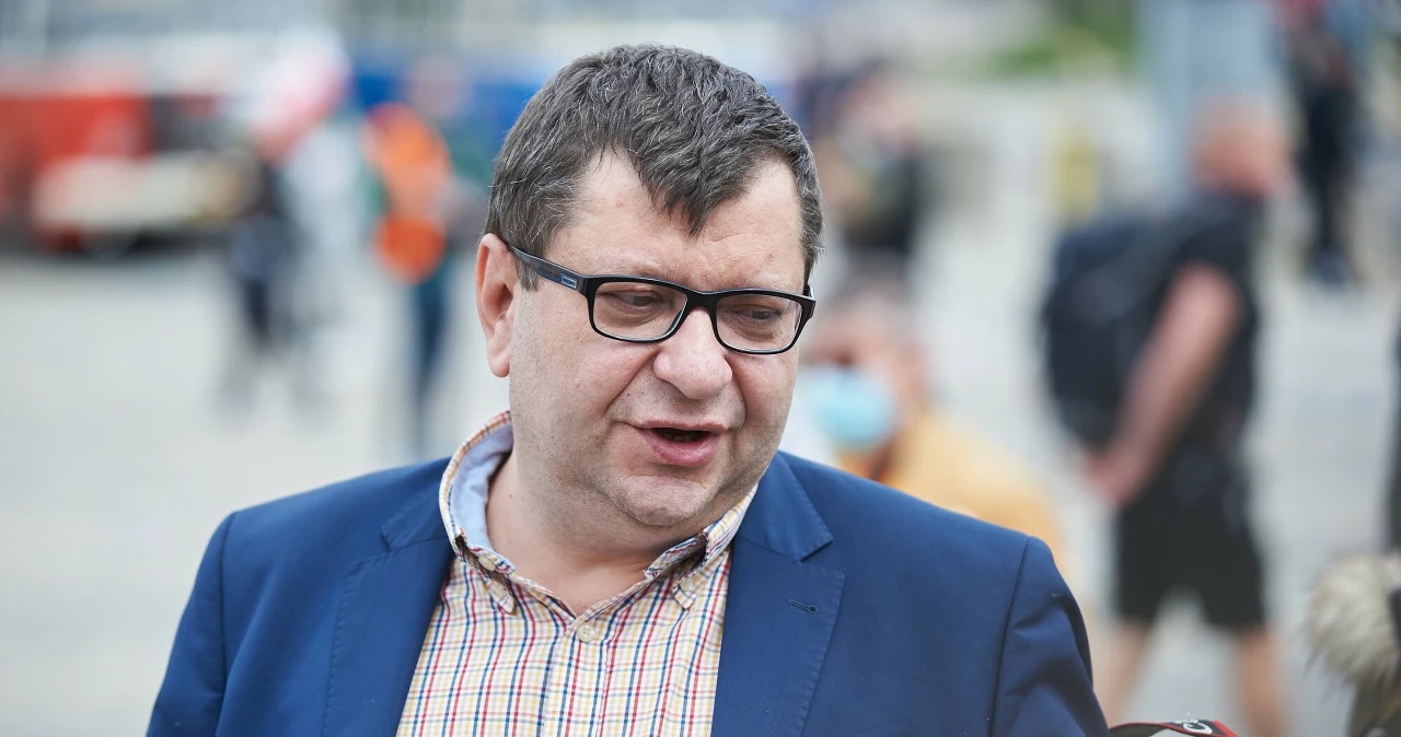 Zbigniew Stonoga jest już w Polsce. Trafił do aresztu - Wydarzenia w ...