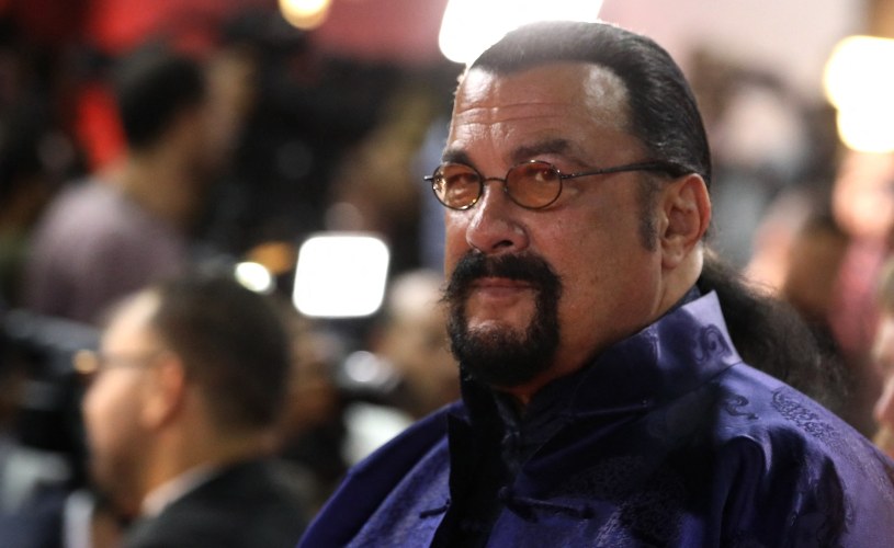 Steven Seagal: Tajny agent CIA? Gwiazdor kina akcji wzbudza ...
