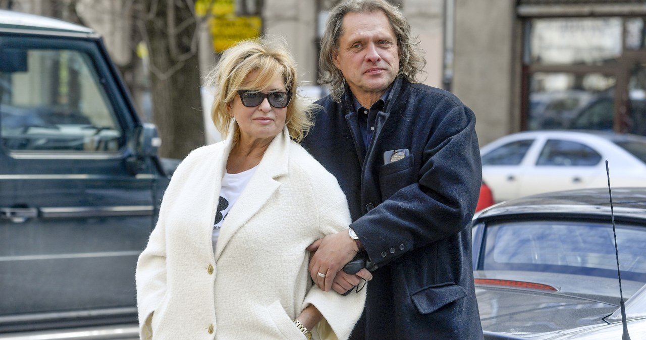 Ewa Kasprzyk na pierwszej randce z Kozerskim. Umówili się w... Kościele!? - pomponik.pl